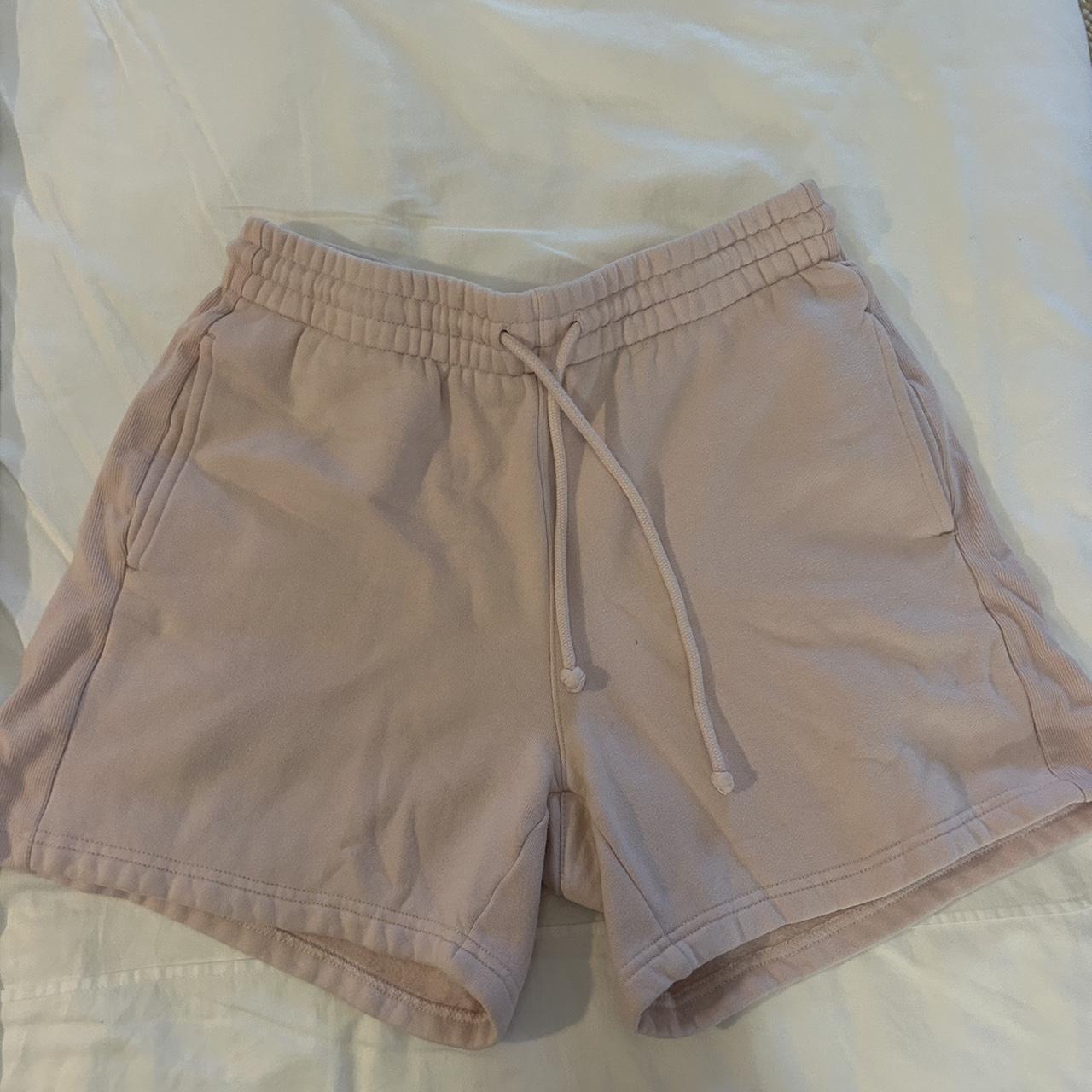Aritzia light pink sweat shorts #aritzia #comfyshorts - Depop