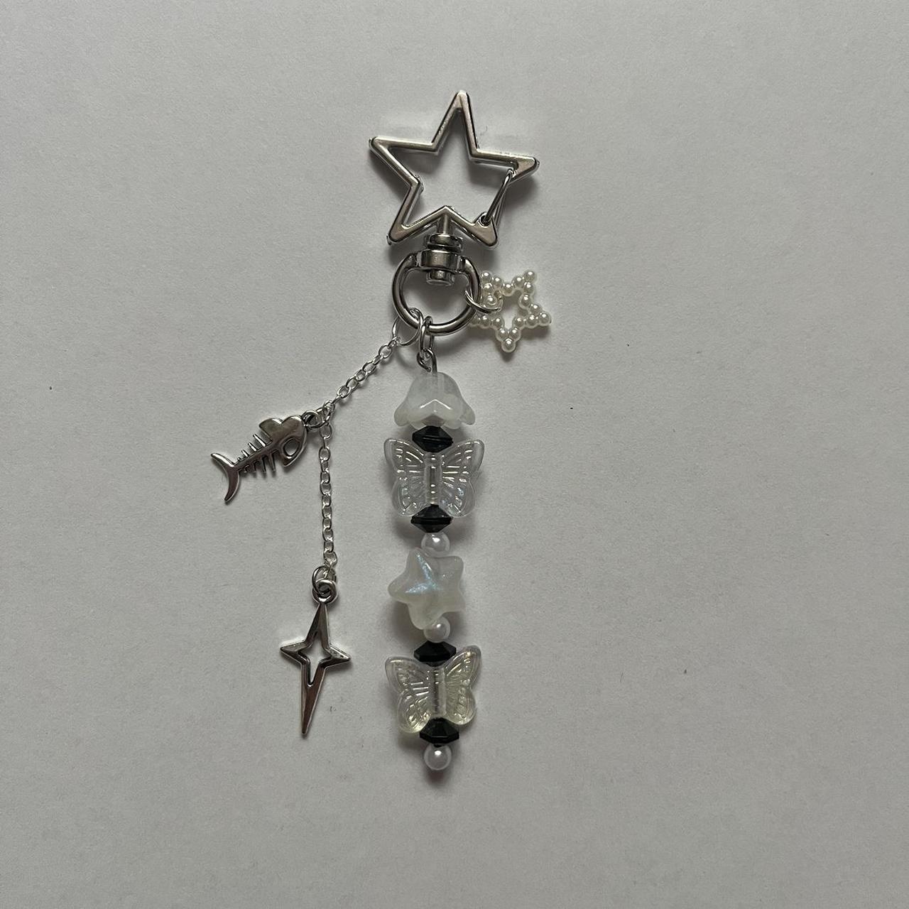 Grunge star keychain So so pretty to add to a bag or... - Depop