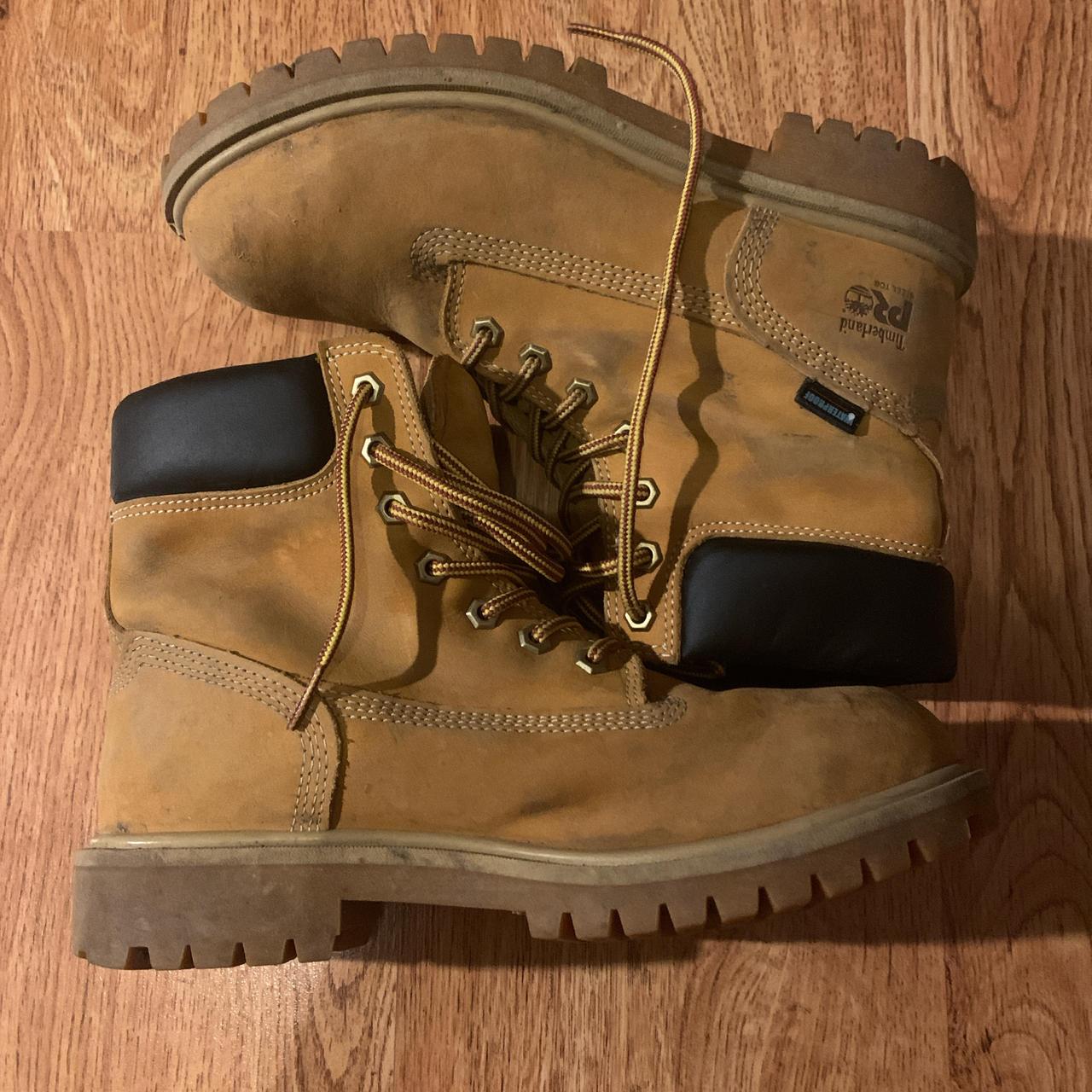 Timmberlands/ Timbs womens 8 used a little beat... - Depop