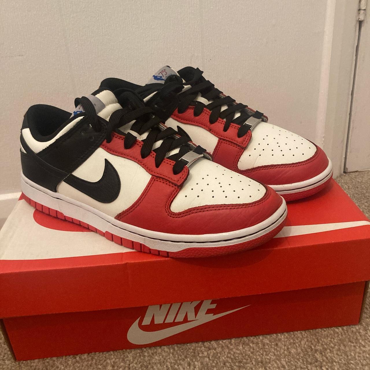 Nike Chicago dunks Have worn a few time but perfect... - Depop