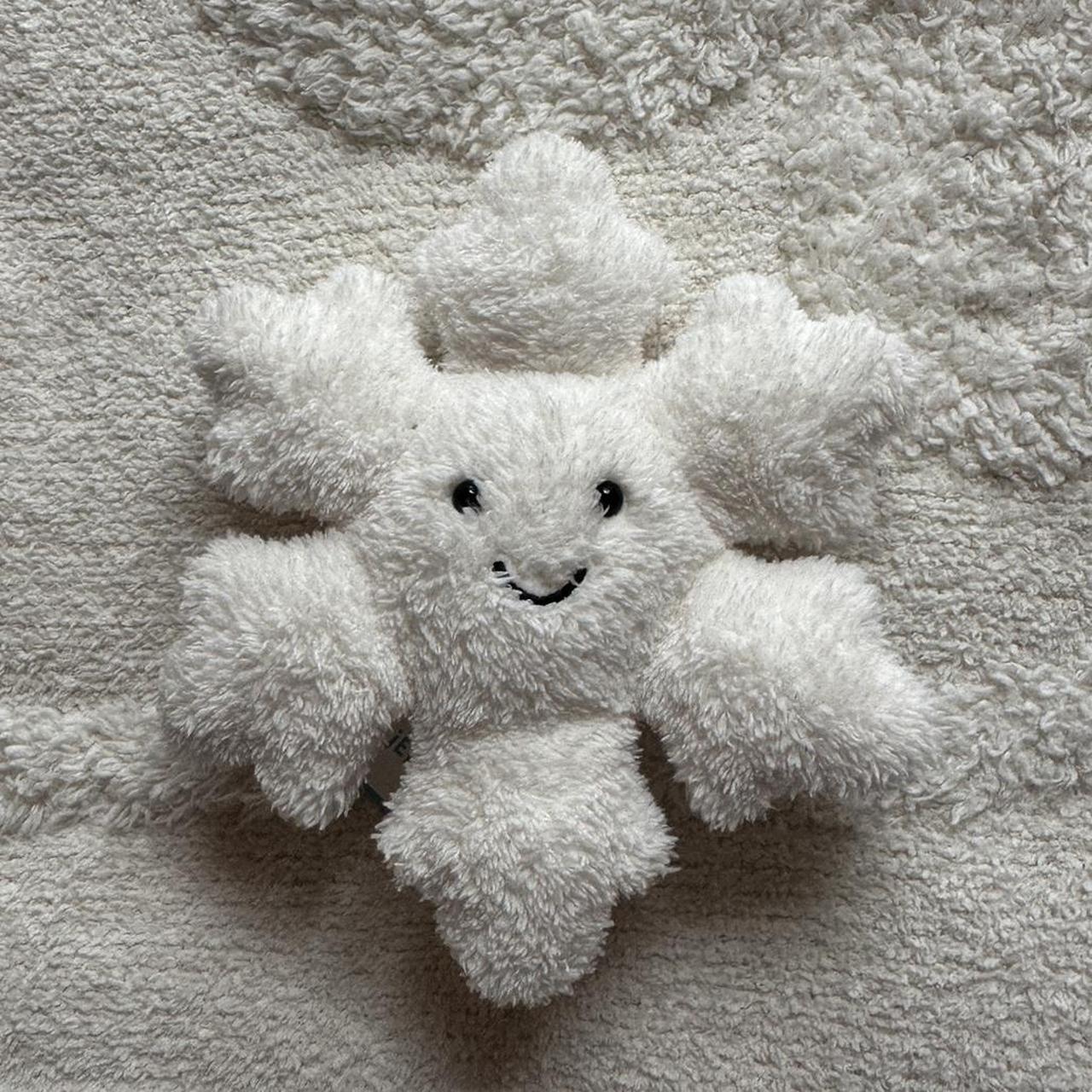NEW snowflake jellycat :) - Depop
