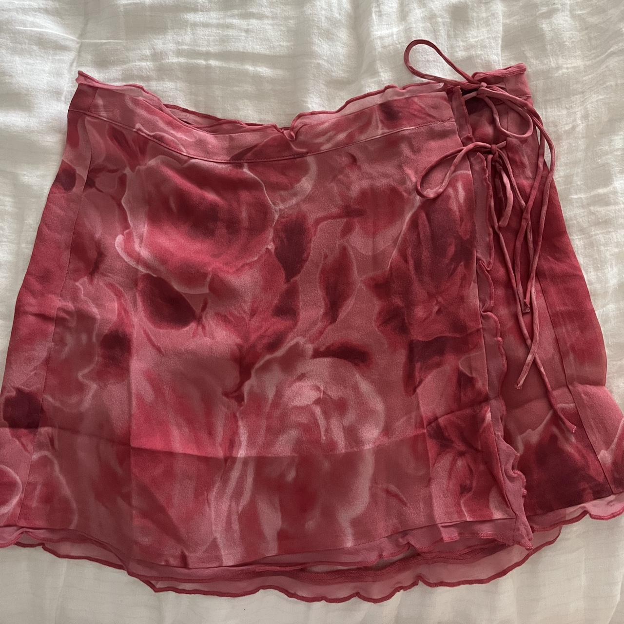 Realisation Par rose mini skirt in size xs! Super... - Depop