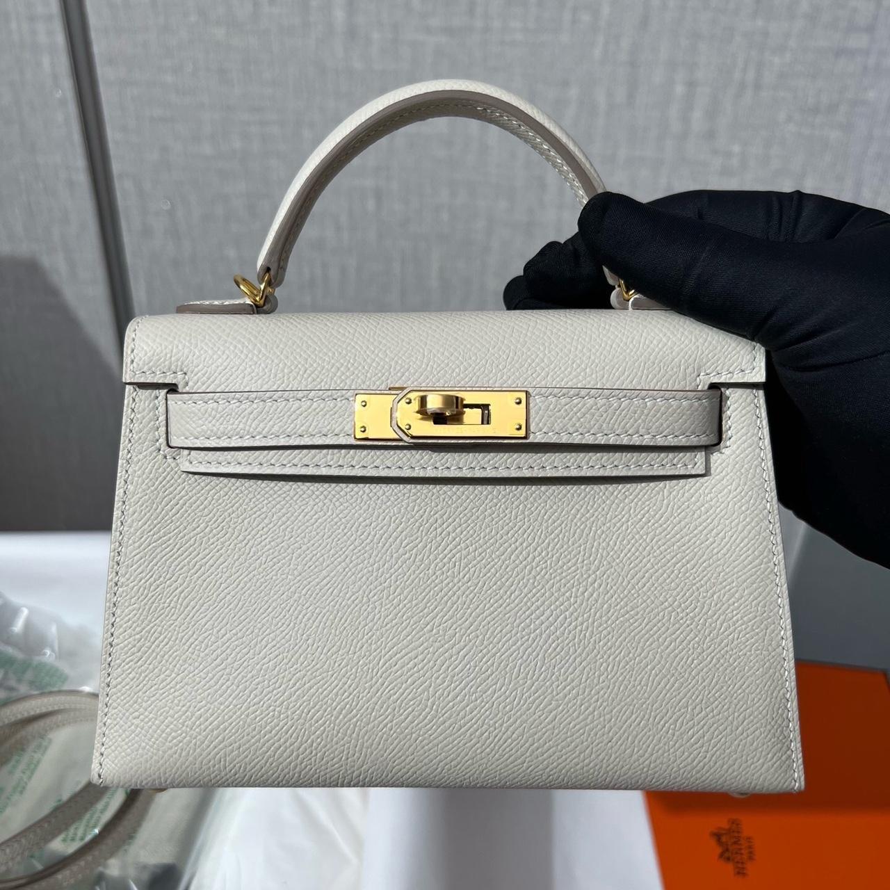 H Mini Kelly 19 Handbag 19 x 12 x 6 cm | Depop