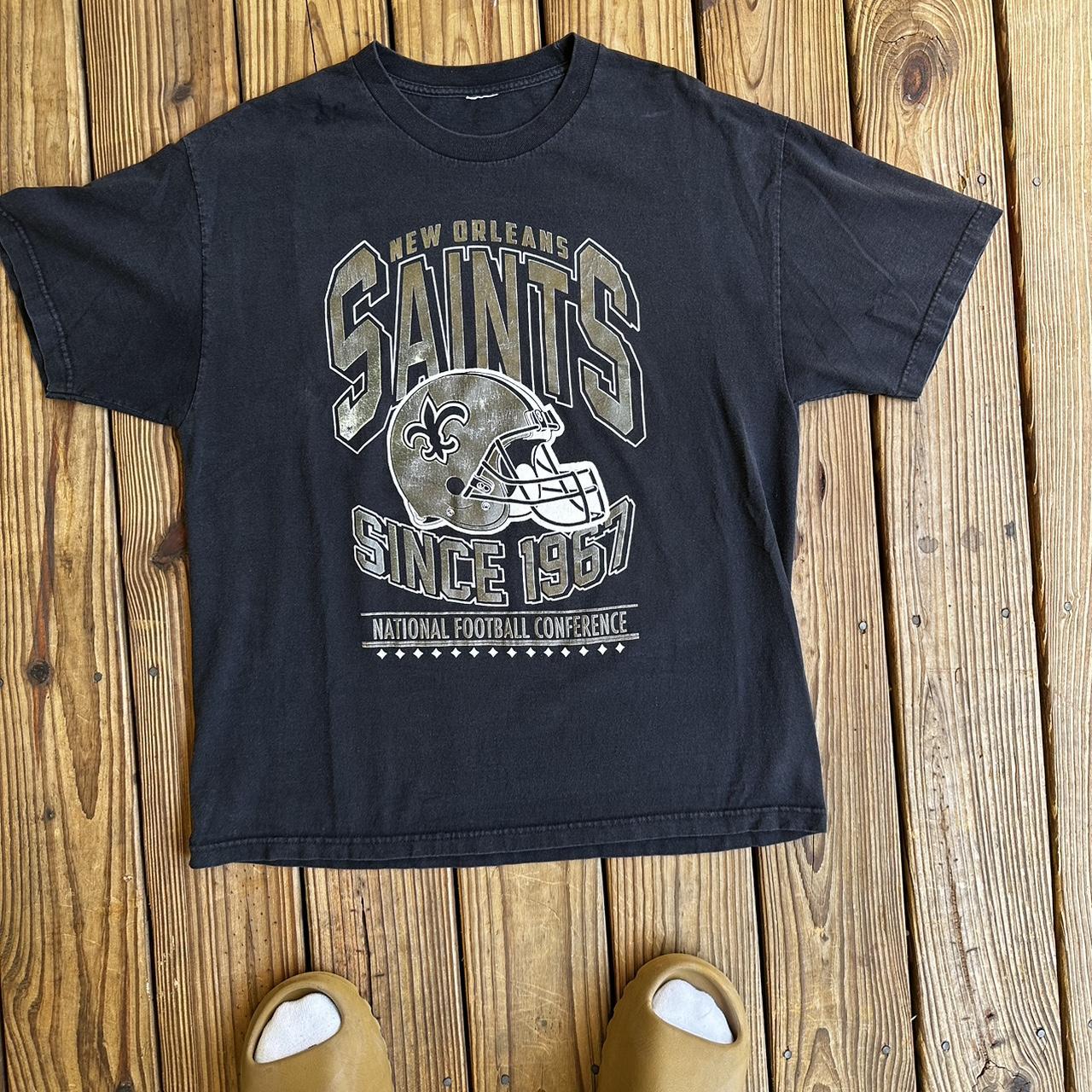 New Orleans Saints NFL Graphic Tee Size XL (No size... - Depop
