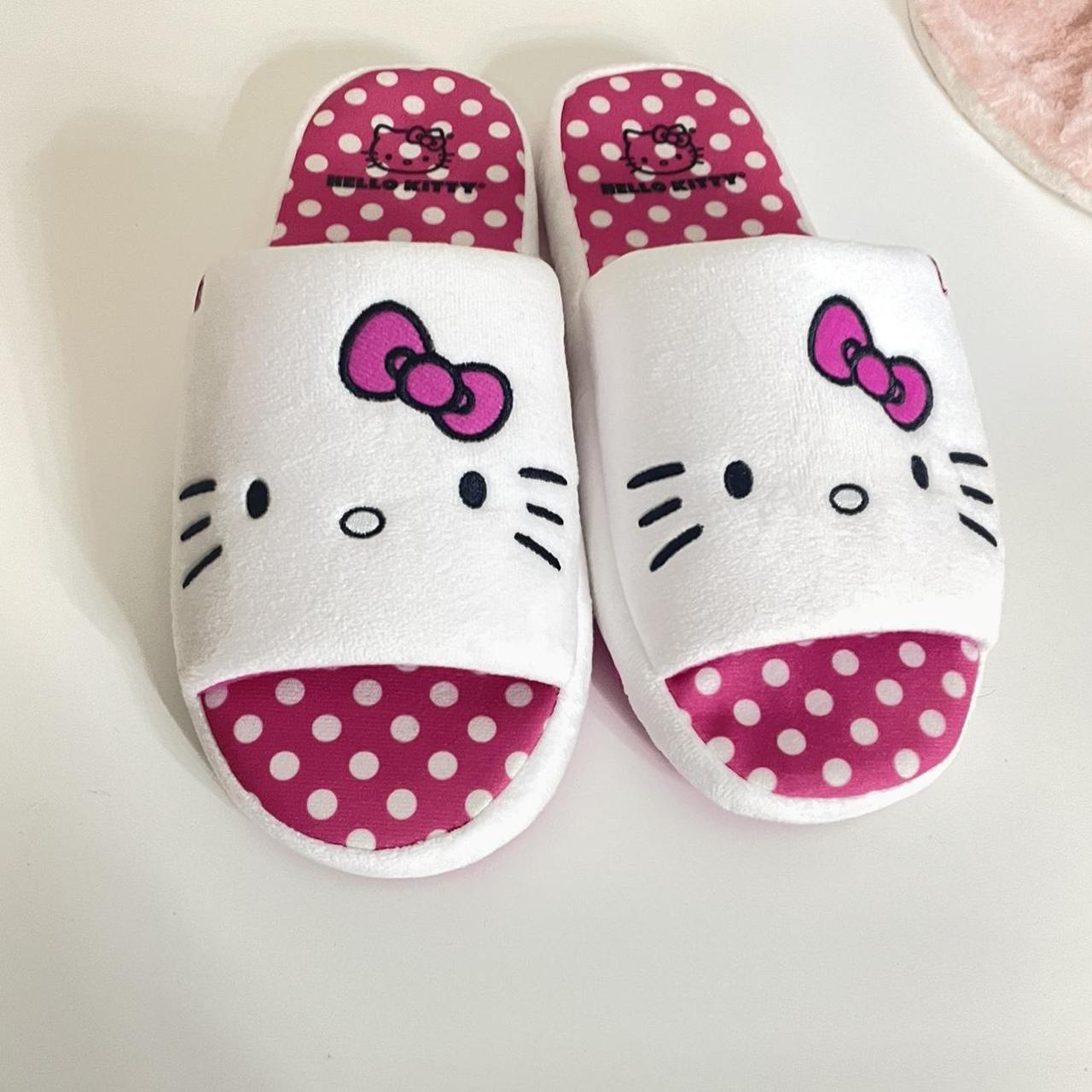 Hello kitty slippers ! super comfortable size L fits... - Depop