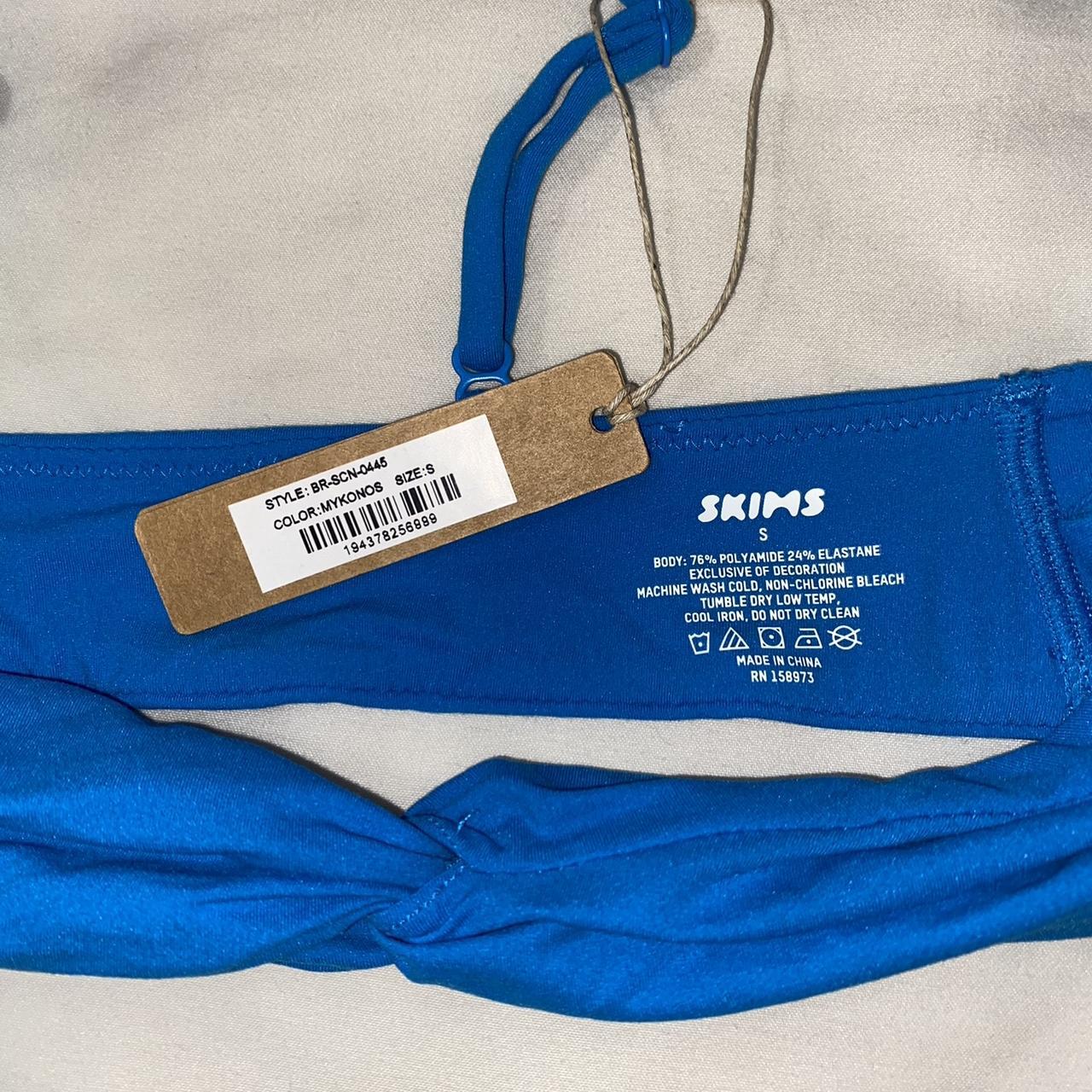 skins fits everybody twist front bra in limited... - Depop