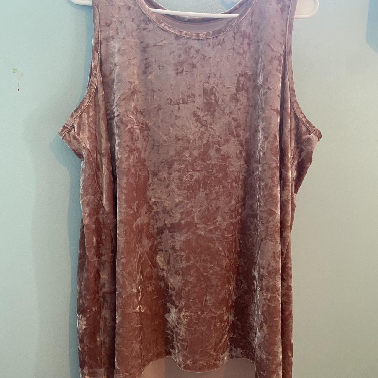 pink velvet tank - Depop