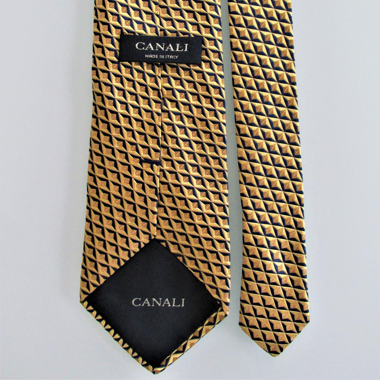 Description: Up for sale is a Canali men's silk... - Depop