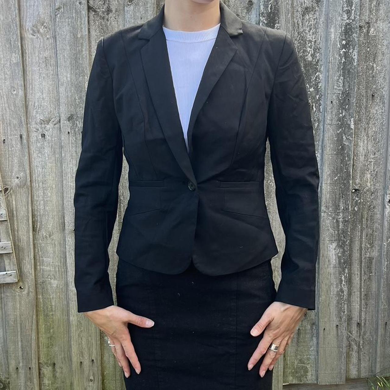 Womens basque suit jacket Size 8 Perfect condition - Depop