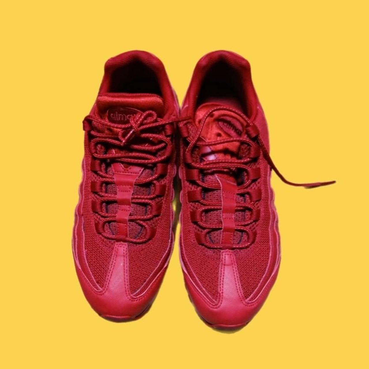 NIKE ALL RED AIR MAX 95 🔥 SIZE 9 - Depop