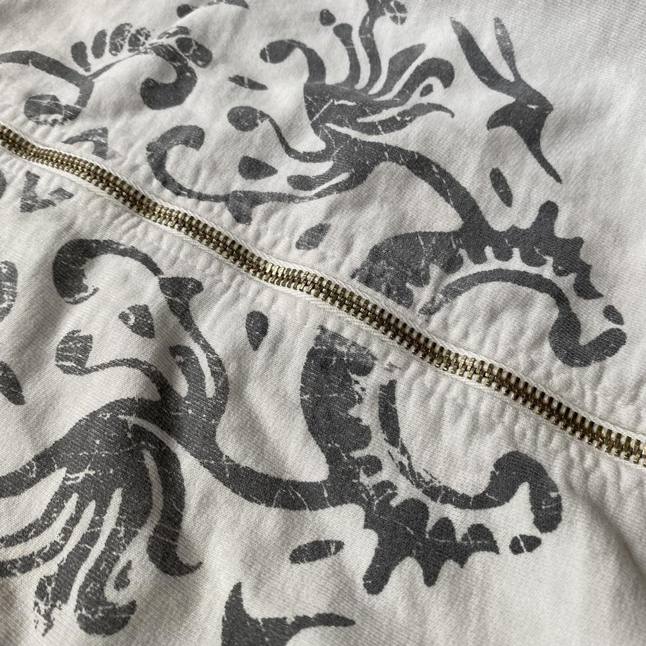 Yogi White and grey jacket 🩶🤍💛 #grunge #emo #y2k... - Depop