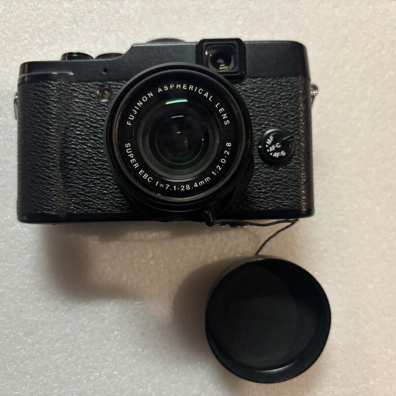 Fujifilm X10 Camera 12MP EXR CMOS f2.0-f2.8 4x... - Depop