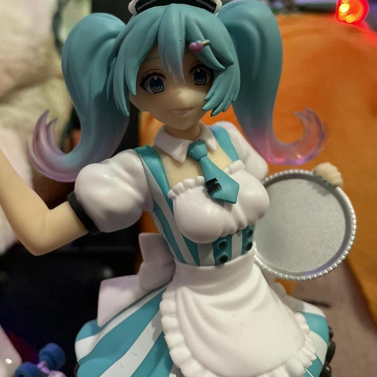 diner hatsune miku - comes with box and in good... - Depop