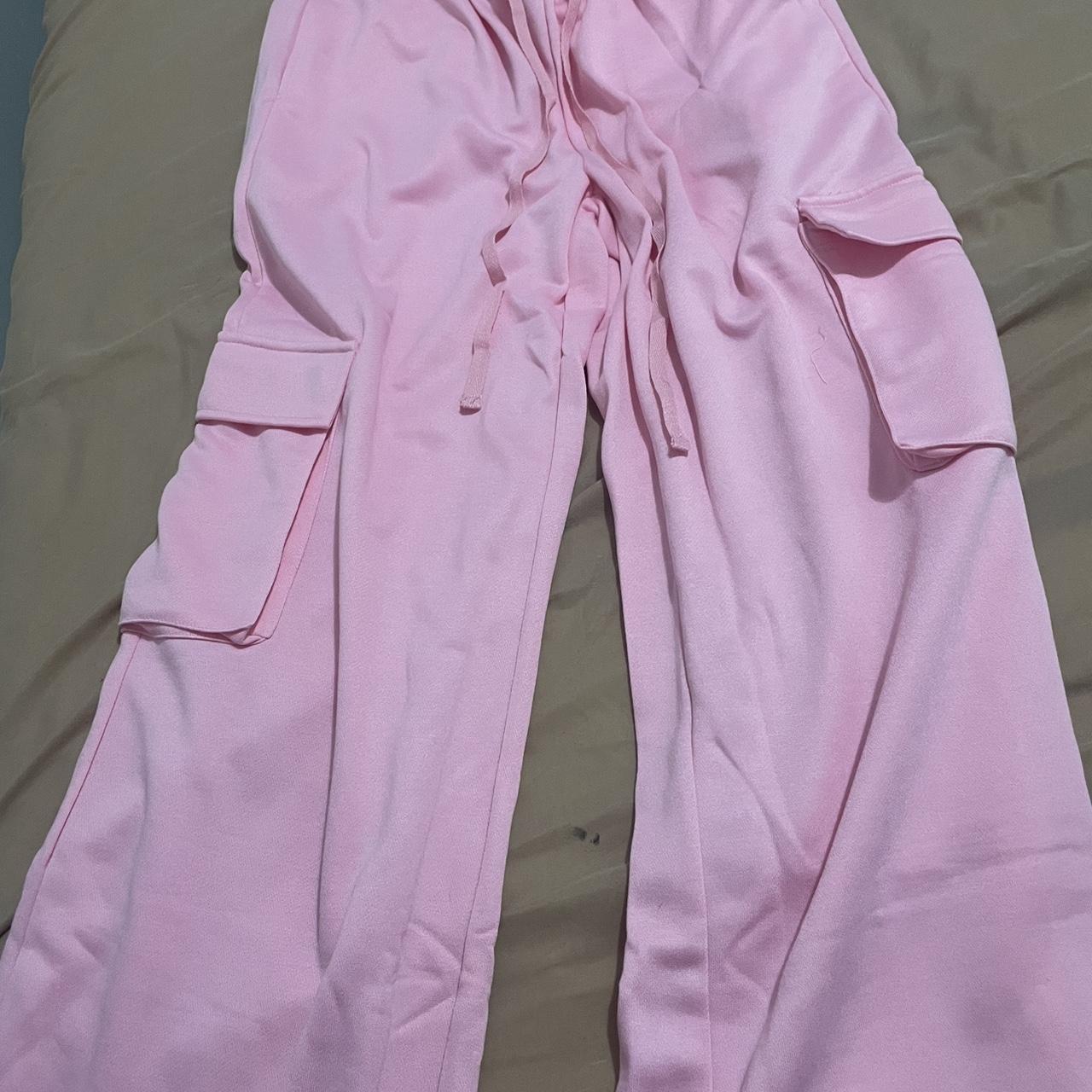 cute y2k sweat cargos - Depop