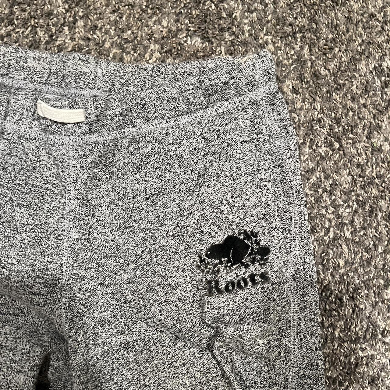 Roots sweatpants Size 14 kids can fit a women’s small - Depop