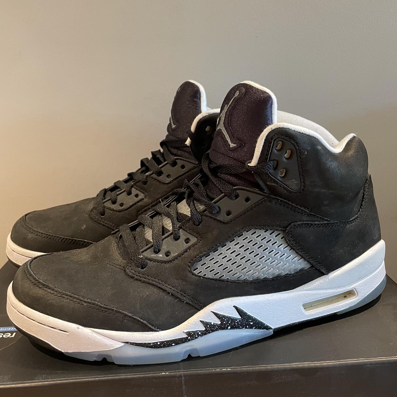 GENUINE Jordan 5 “Oreo moonlight” Size- 10 Excellent... - Depop
