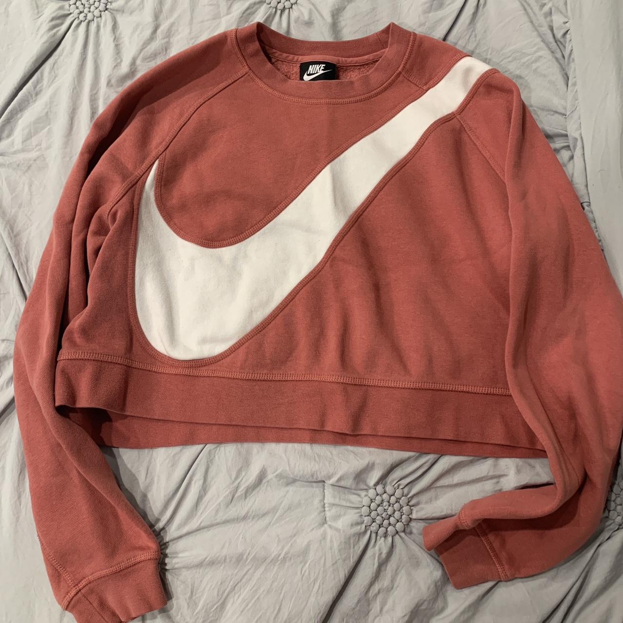 Nike Cropped Pullover Crewneck 🩷Rosy Pink... - Depop