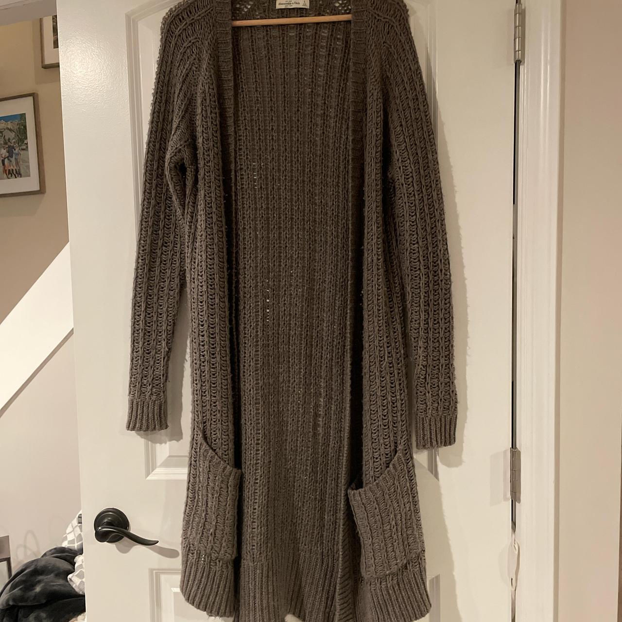 Long gray Abercrombie & Fitch cardigan - Depop