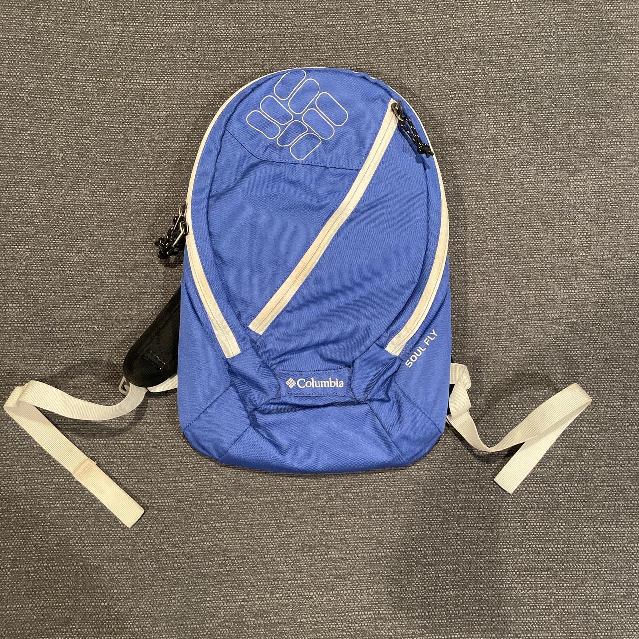 Tiny Columbia backpack - Depop