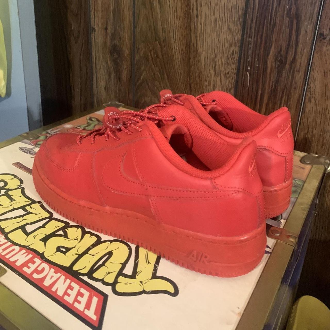 Nike Men's Red Trainers | Depop