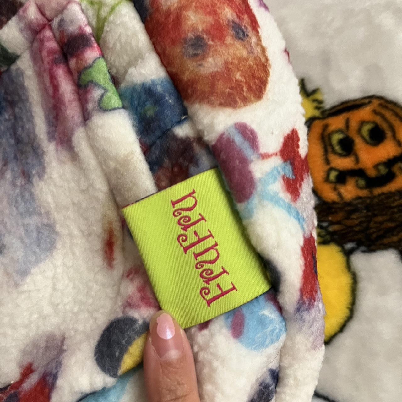 Y2k style fru fru bag This one is from AliExpress... - Depop