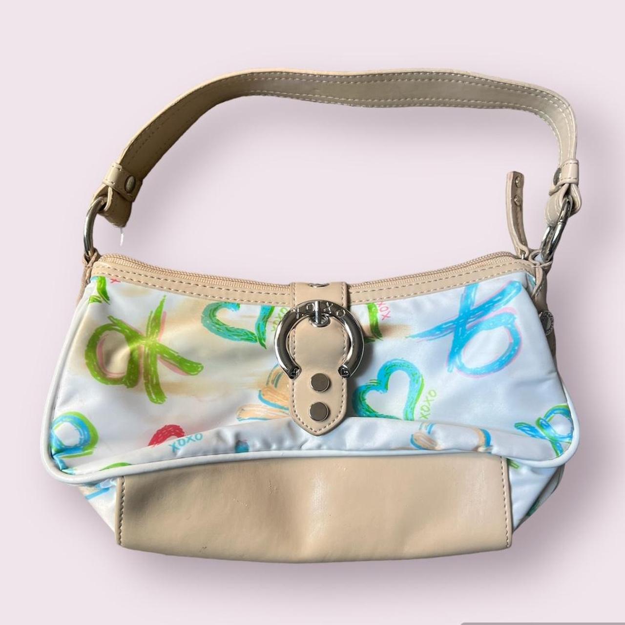 XO purse! - there are a few stains on the outside... - Depop