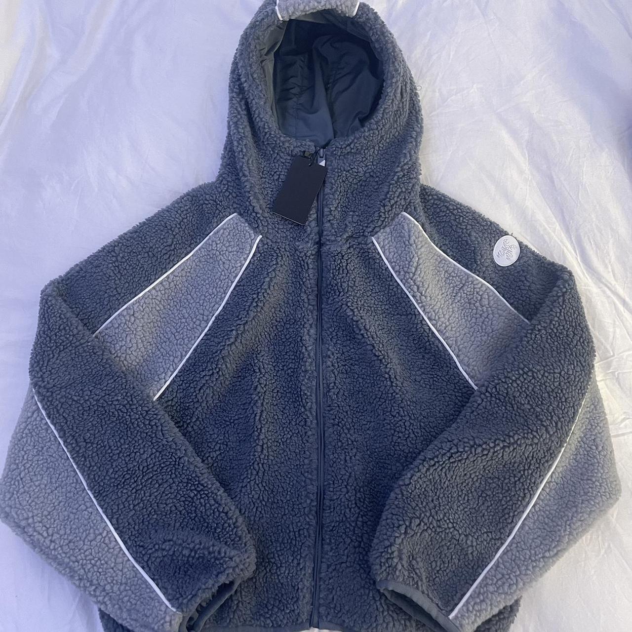 Mertra Mertra yeti fleece (livid) open to offers... - Depop