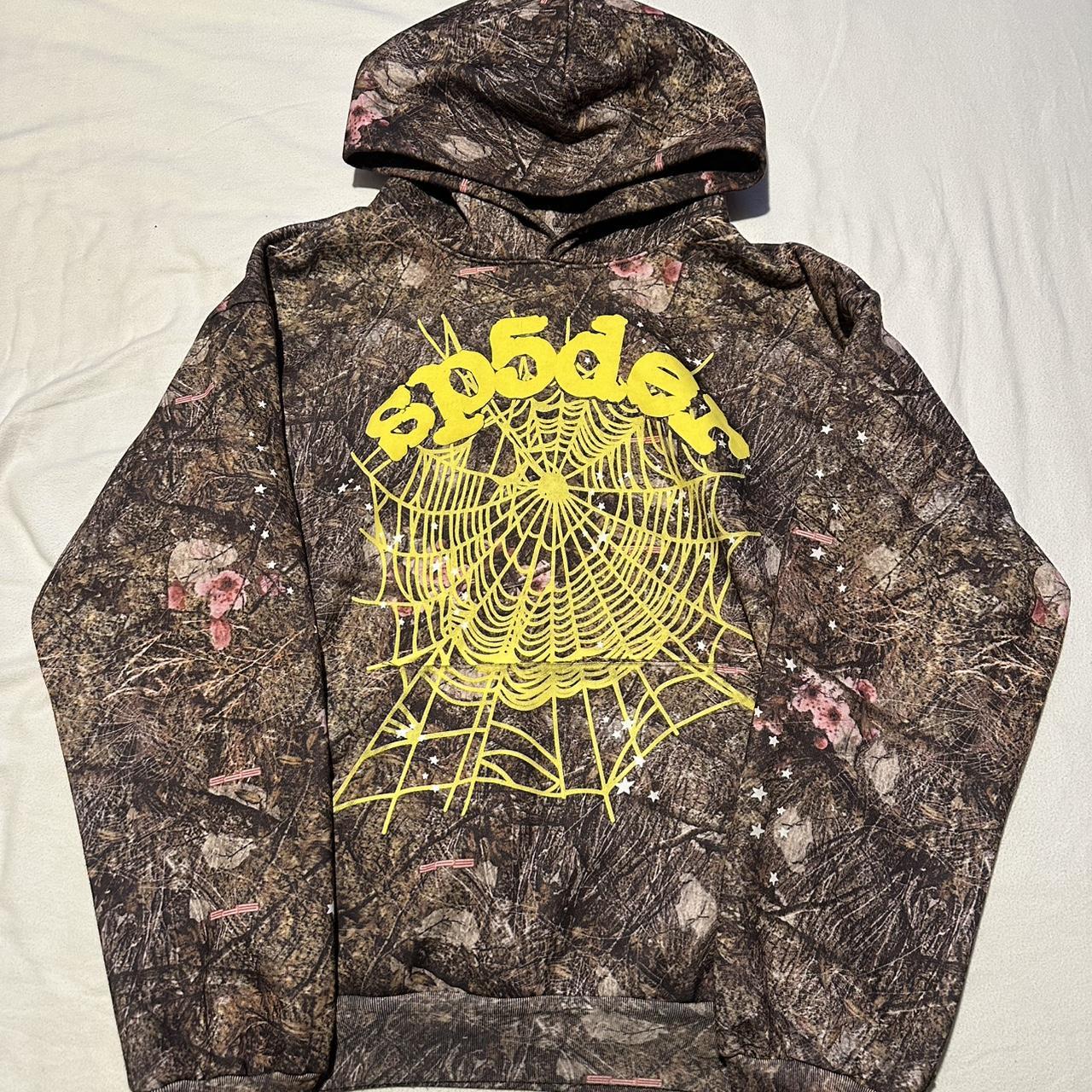 Sp5der Realtree camo hoodie. Not New but in amazing... - Depop