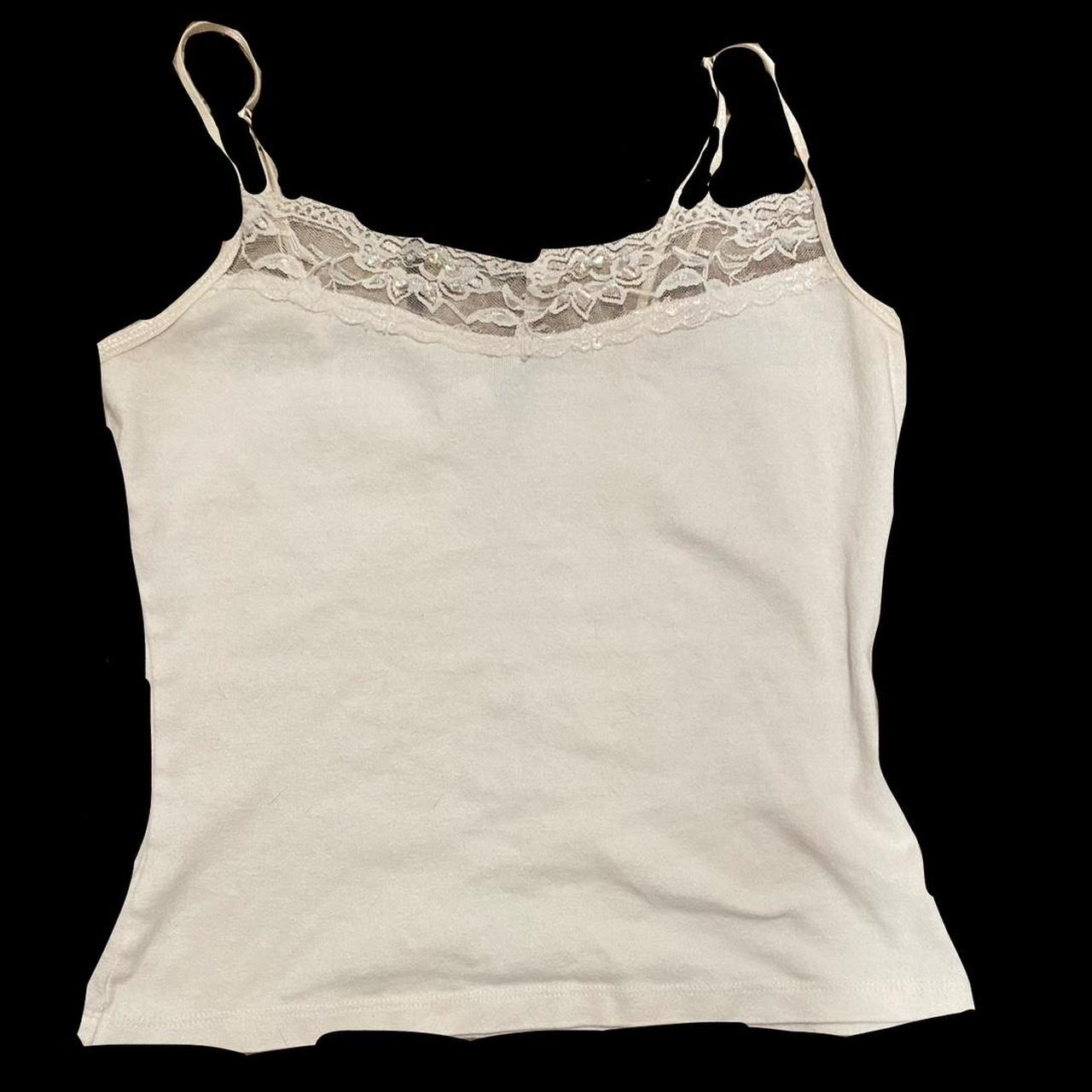 Cream and white lace cami top, size large fits like... - Depop