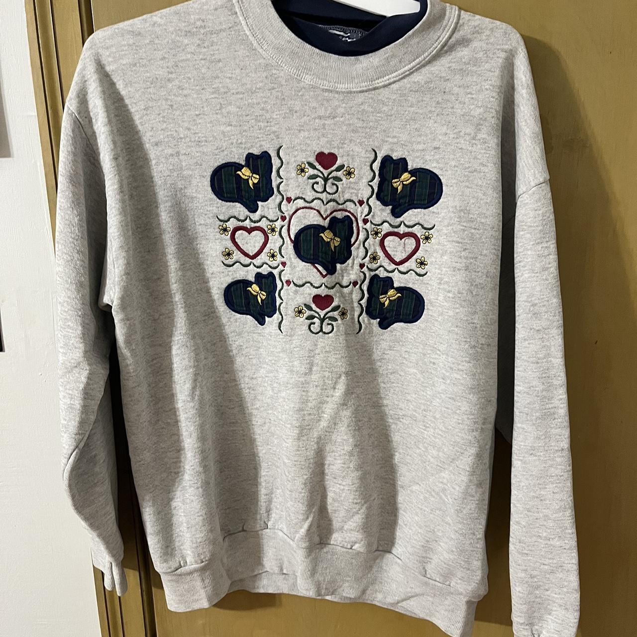 Endless designs grey cat sweatshirt. No flaws. - Depop