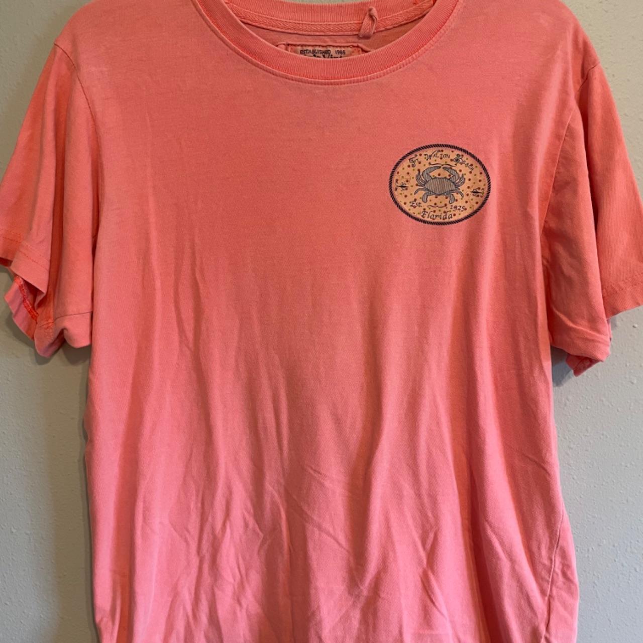 pink vintage style beach t-shirt - Depop