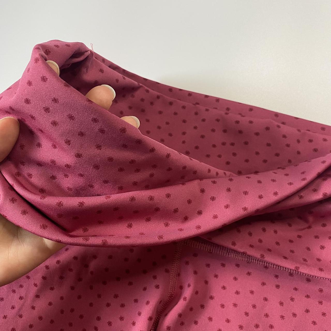 Nike Medium High Rise Twist Waist Yoga Training... - Depop