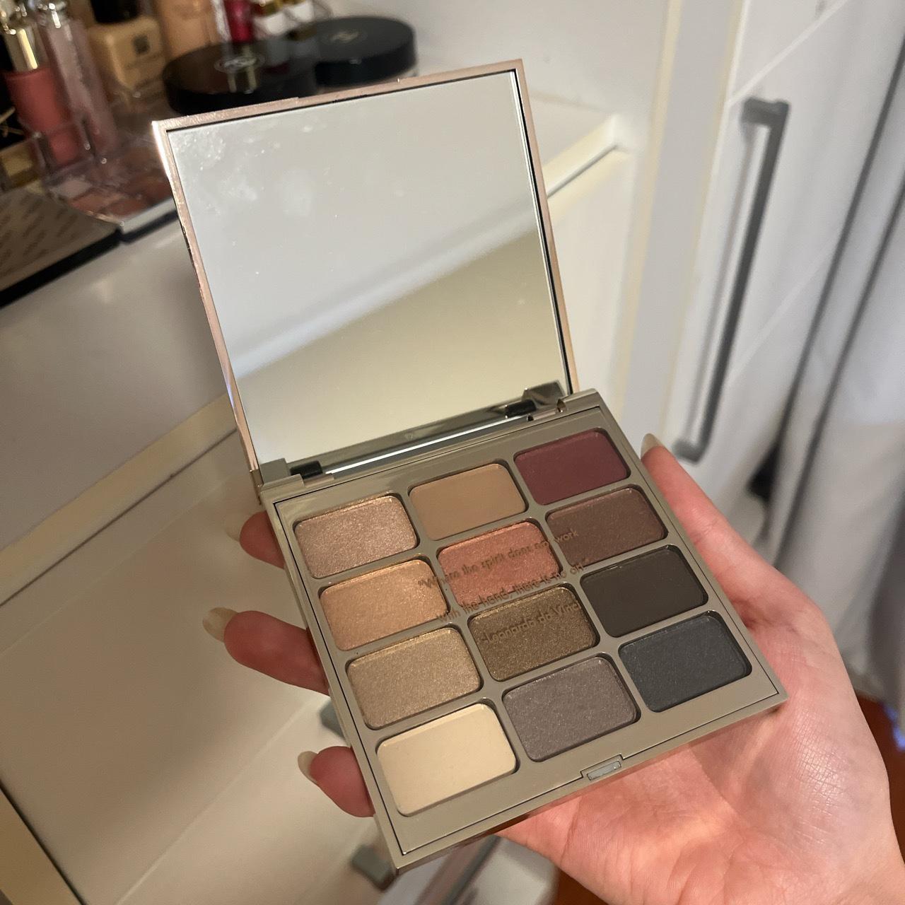 prettiest stila eyeshadow palette ever in... - Depop