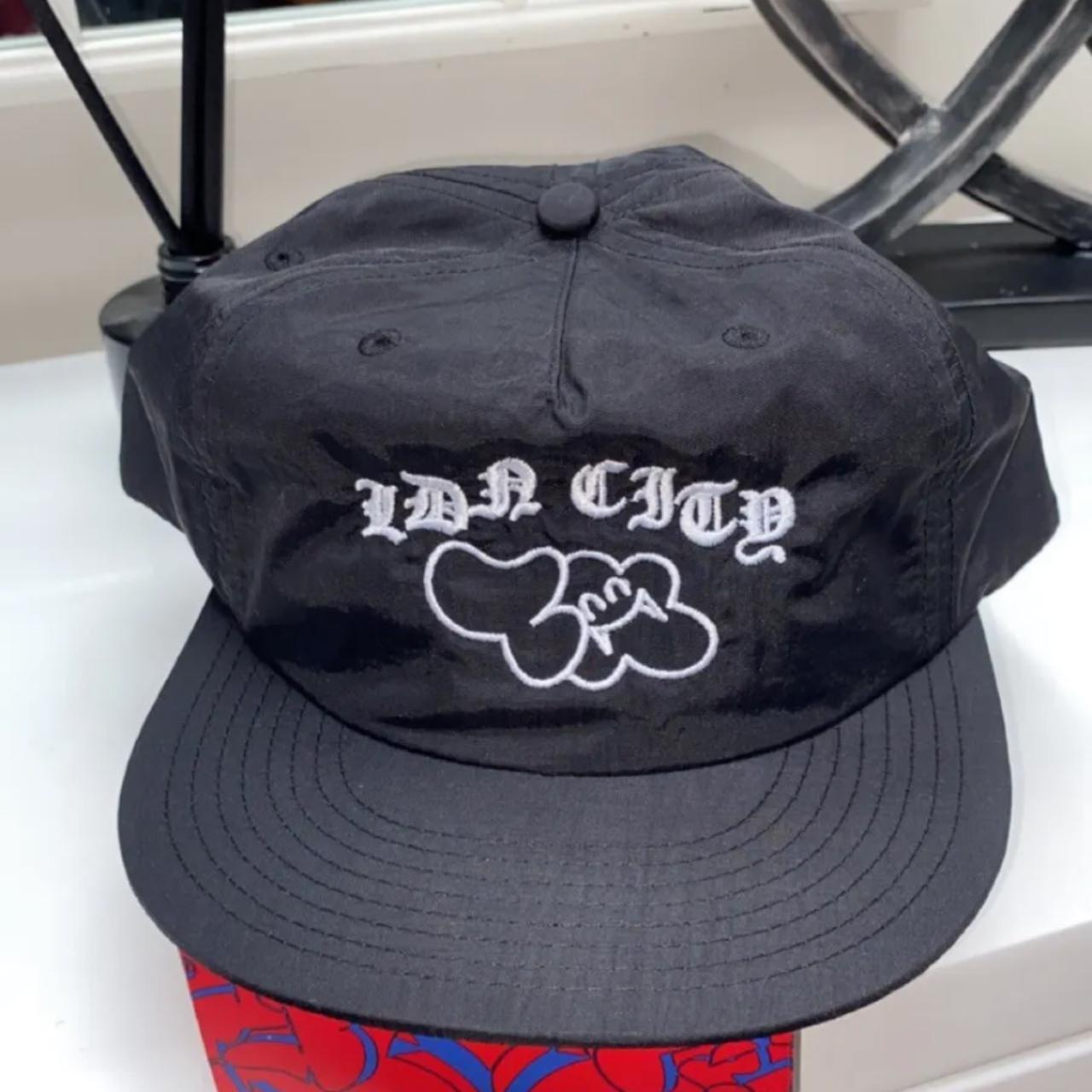 TRAPY CM LDN CITY HAT BLACK SNAPBACK CAP (BNWT) - Depop