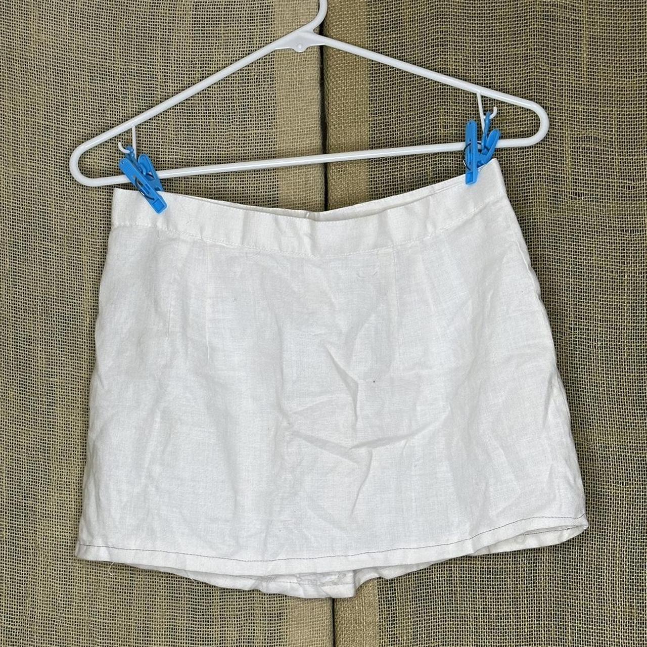 Partenaire White Micro/mini skirt with zipper Great... - Depop