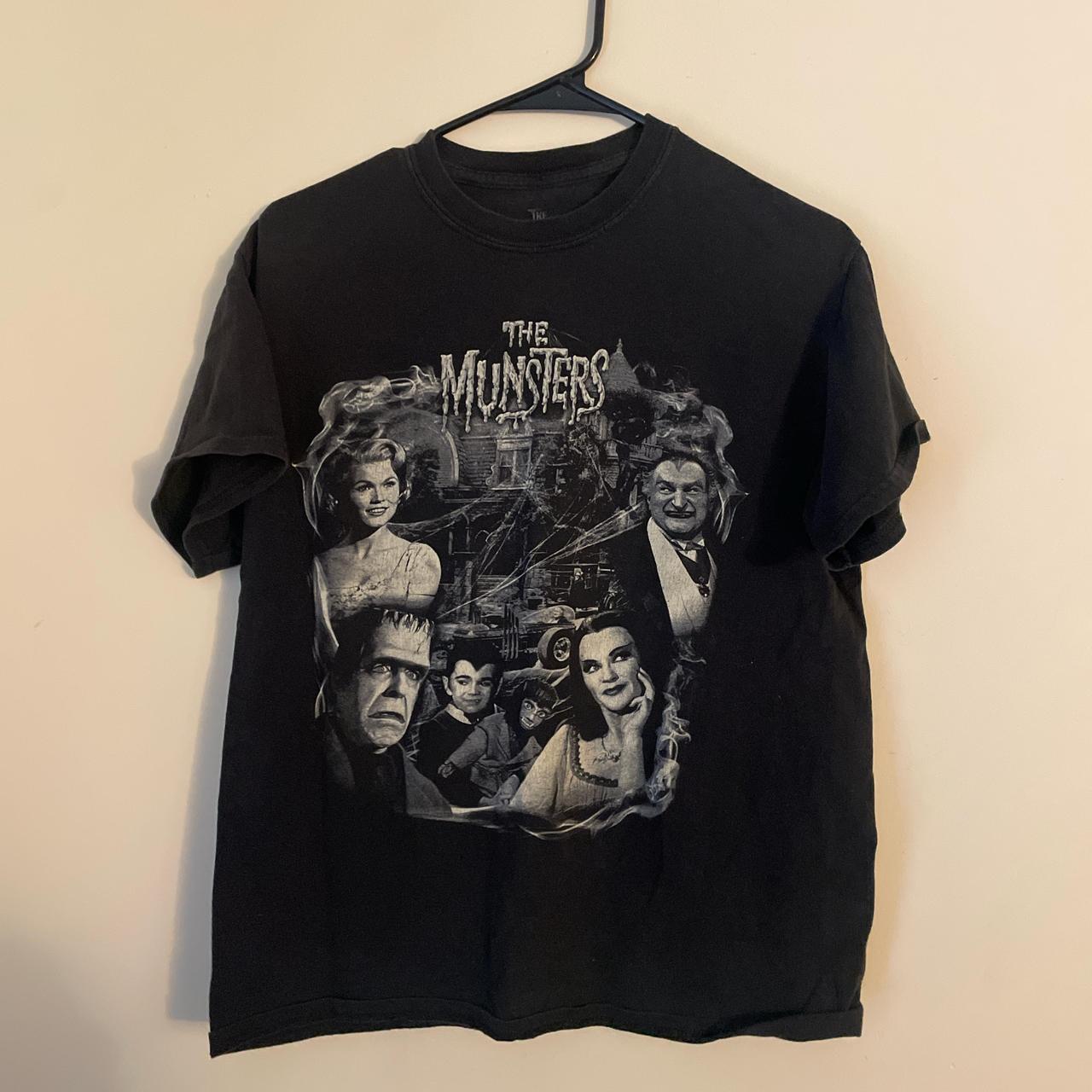 The Munsters TV show graphic tee #TheMunsters #Horror | Depop