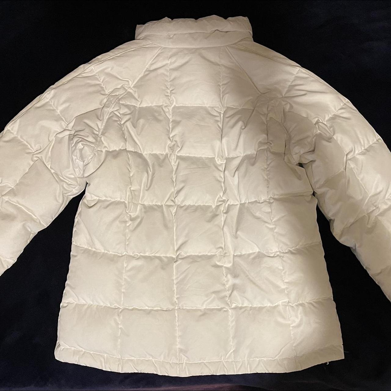 White Columbia Puffer jacket... - Depop