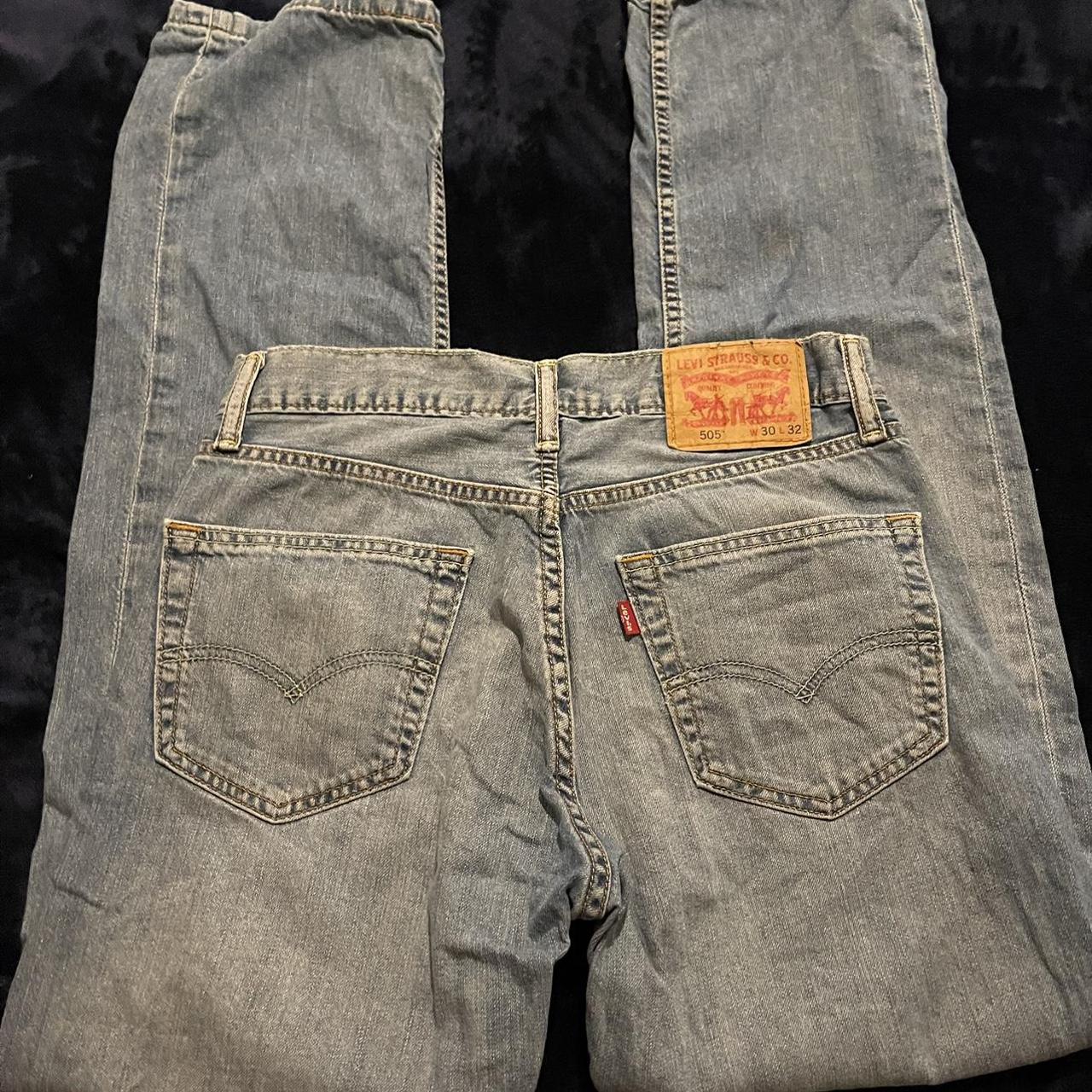 Vintage Levi 505 straight leg jeans 32 L... - Depop