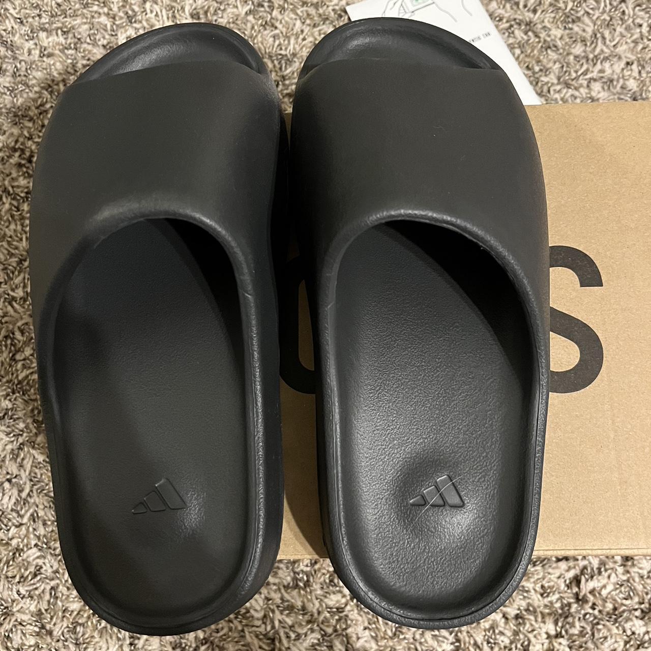 New With Box Og all yeezy slide onyx - Depop