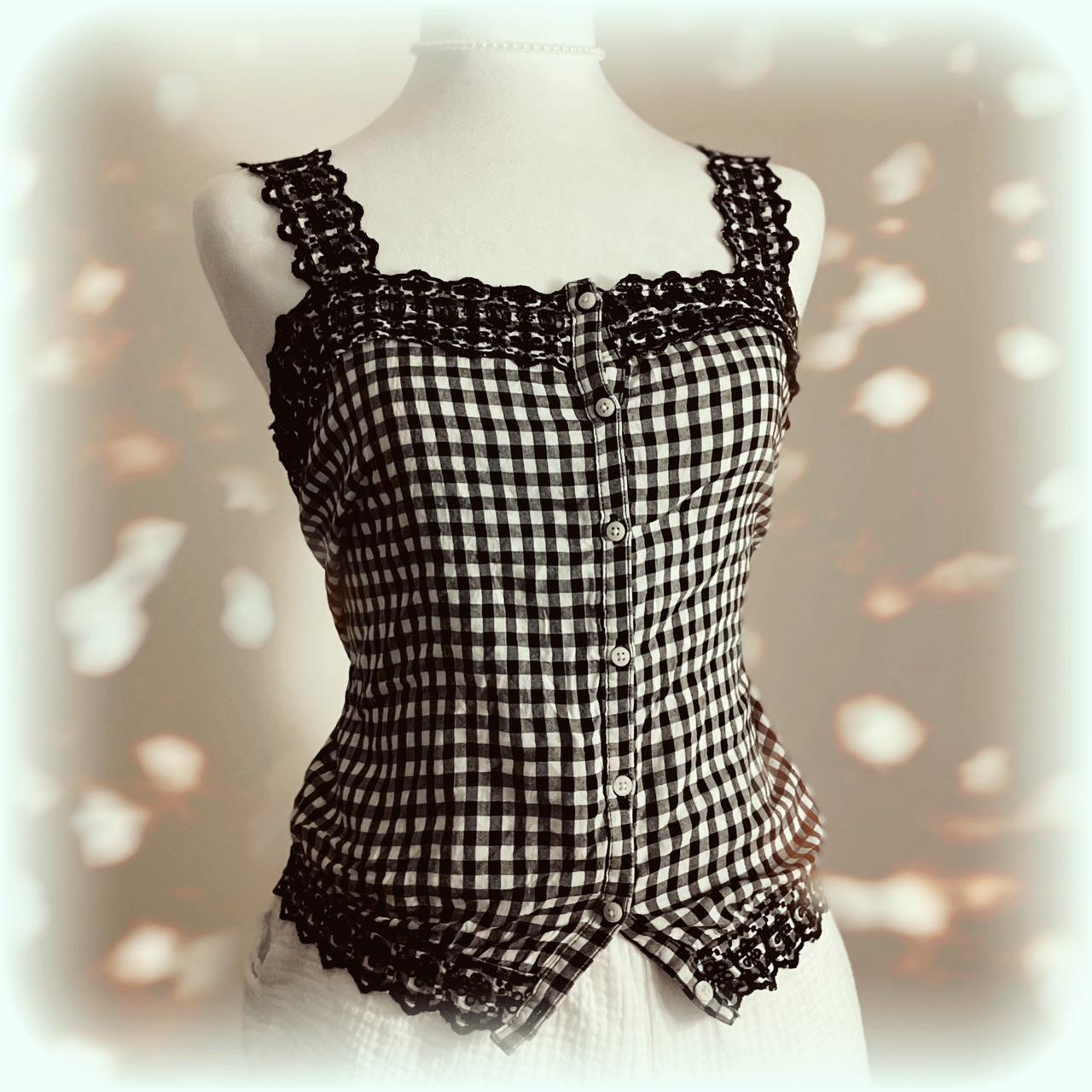 🪵Black and white checkered top with lace trim and... | Depop