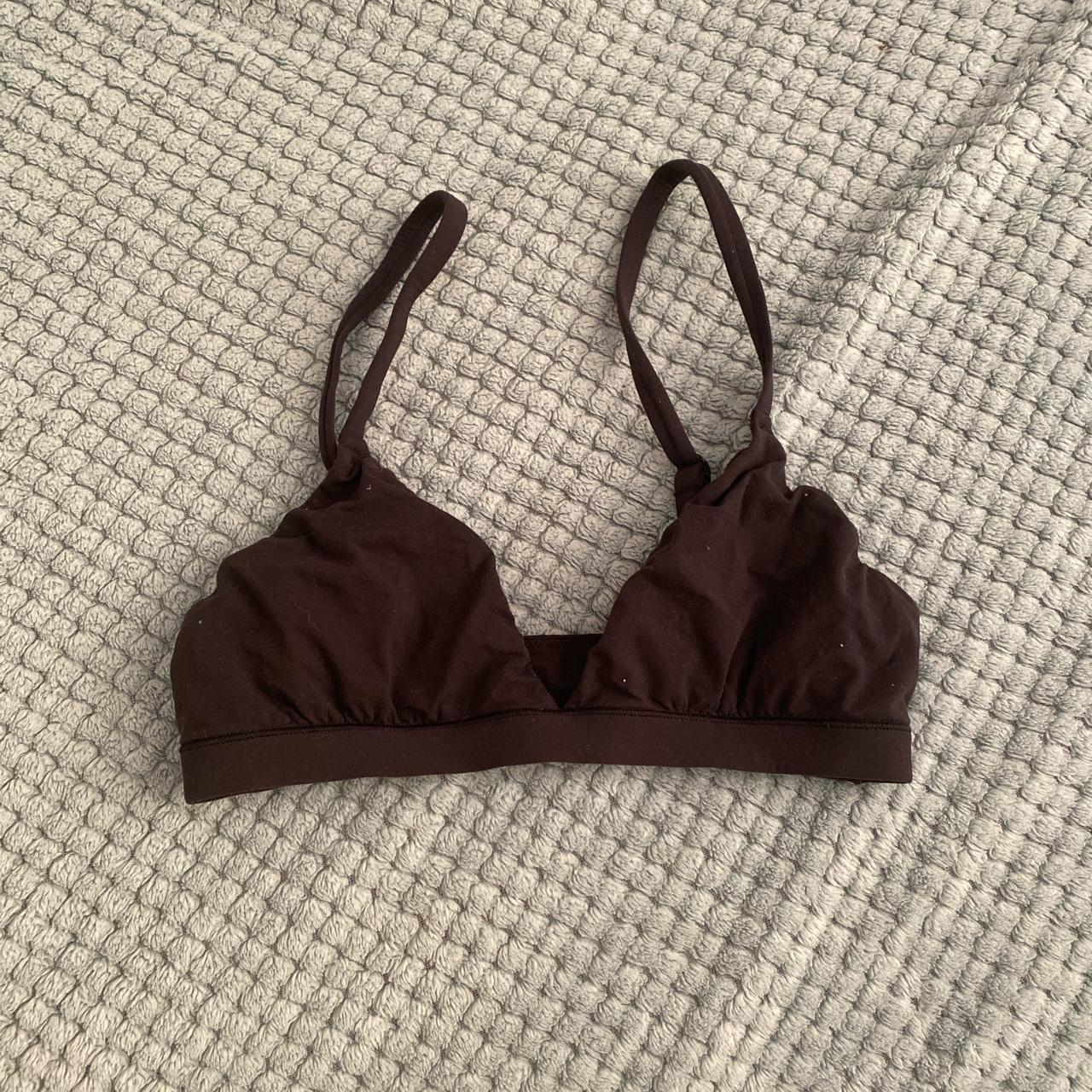 skims triangle bra bralette black size small - Depop