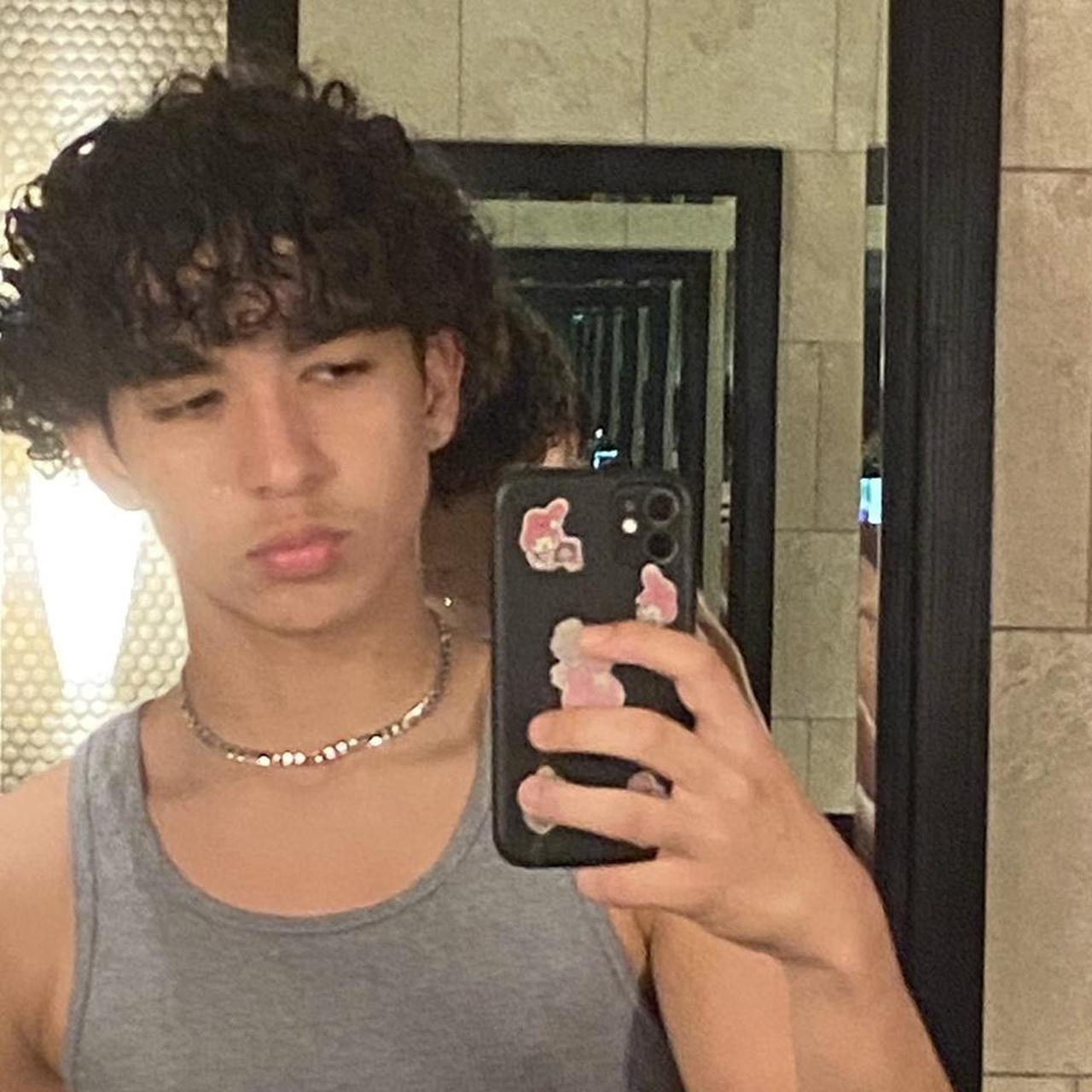 MEET THA SELLER ‼️ imma b listing my clothes soon... - Depop