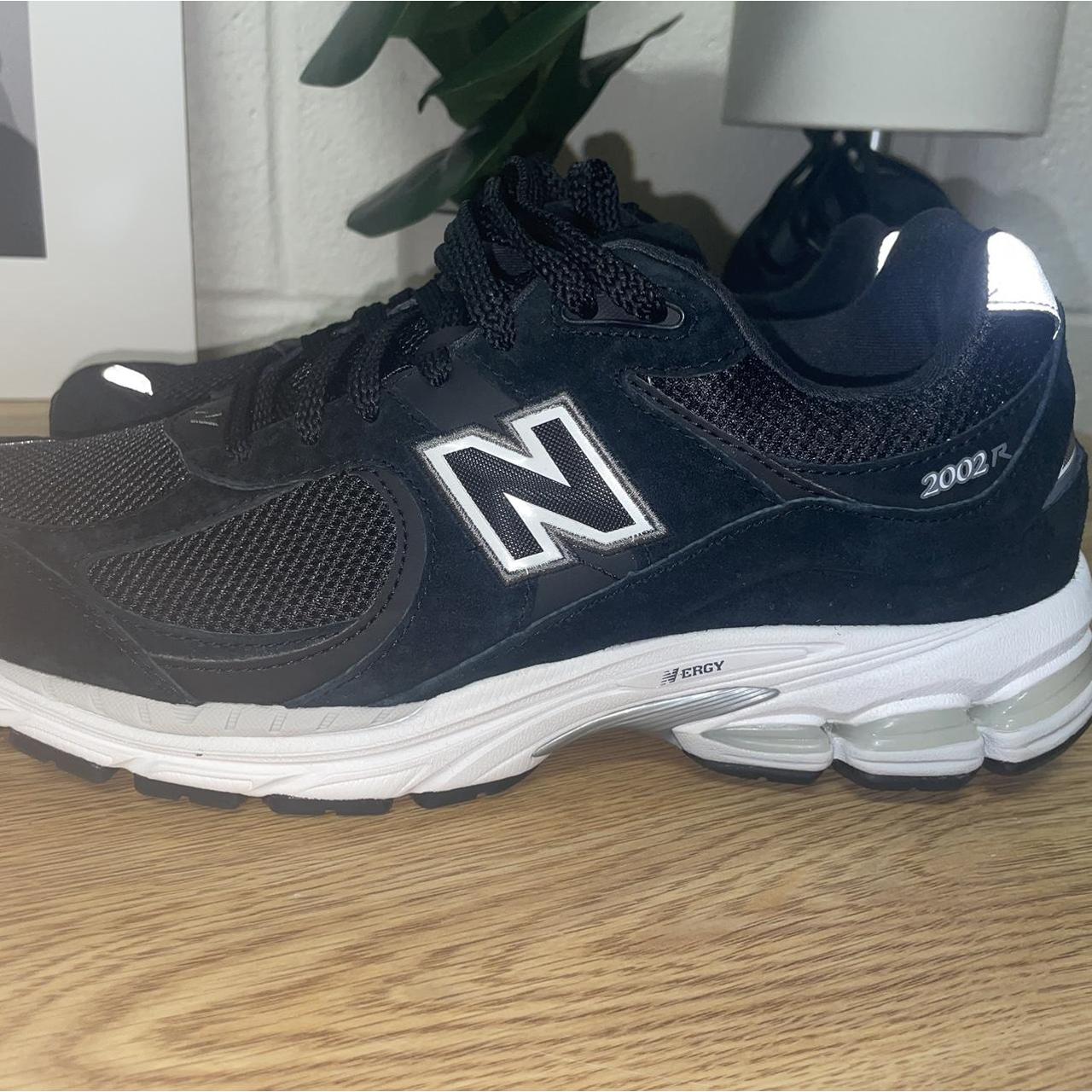 NEW BALANCE 2002R Black - Depop