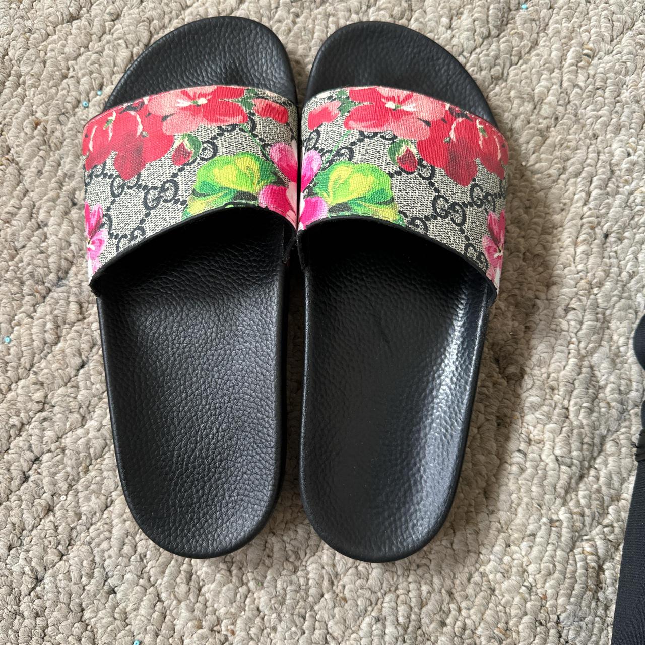 Guuci Bg Blooms Supreme Slides. Worn once size 38 - Depop