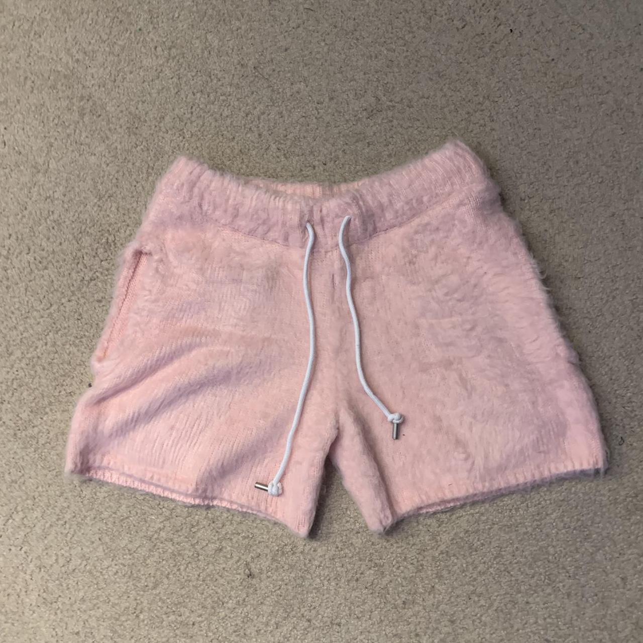 Men’s MNML fuzzy Sweatshorts - Depop