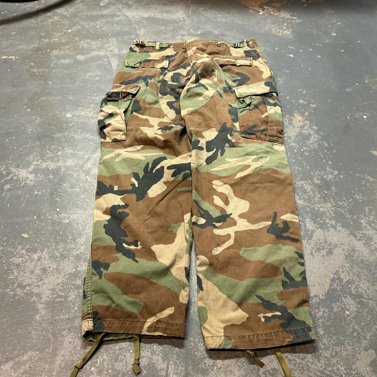 Vintage 2000s army camo cargo pants Great condition... | Depop