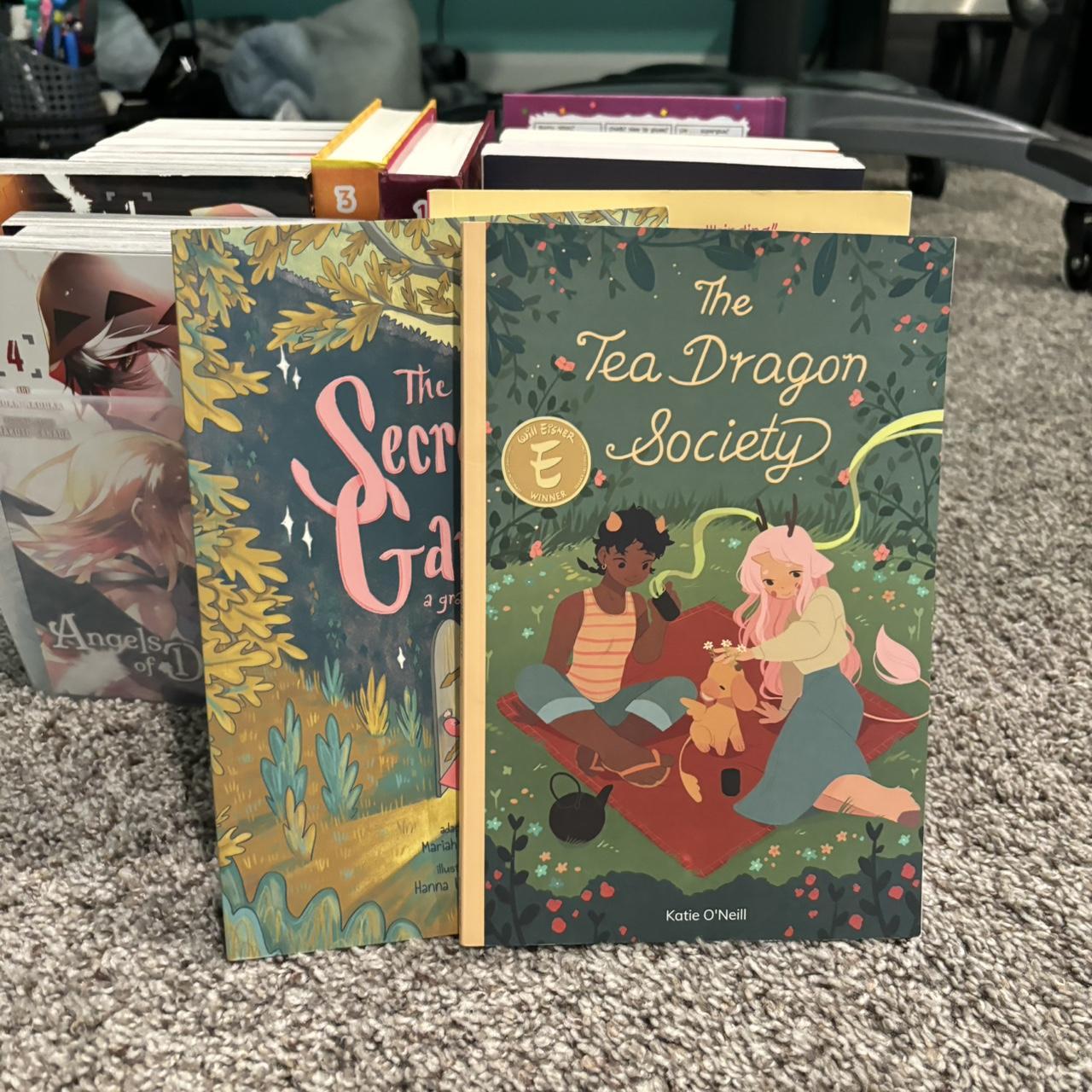 Graphic novel bundle -The tea dragon society -The... | Depop