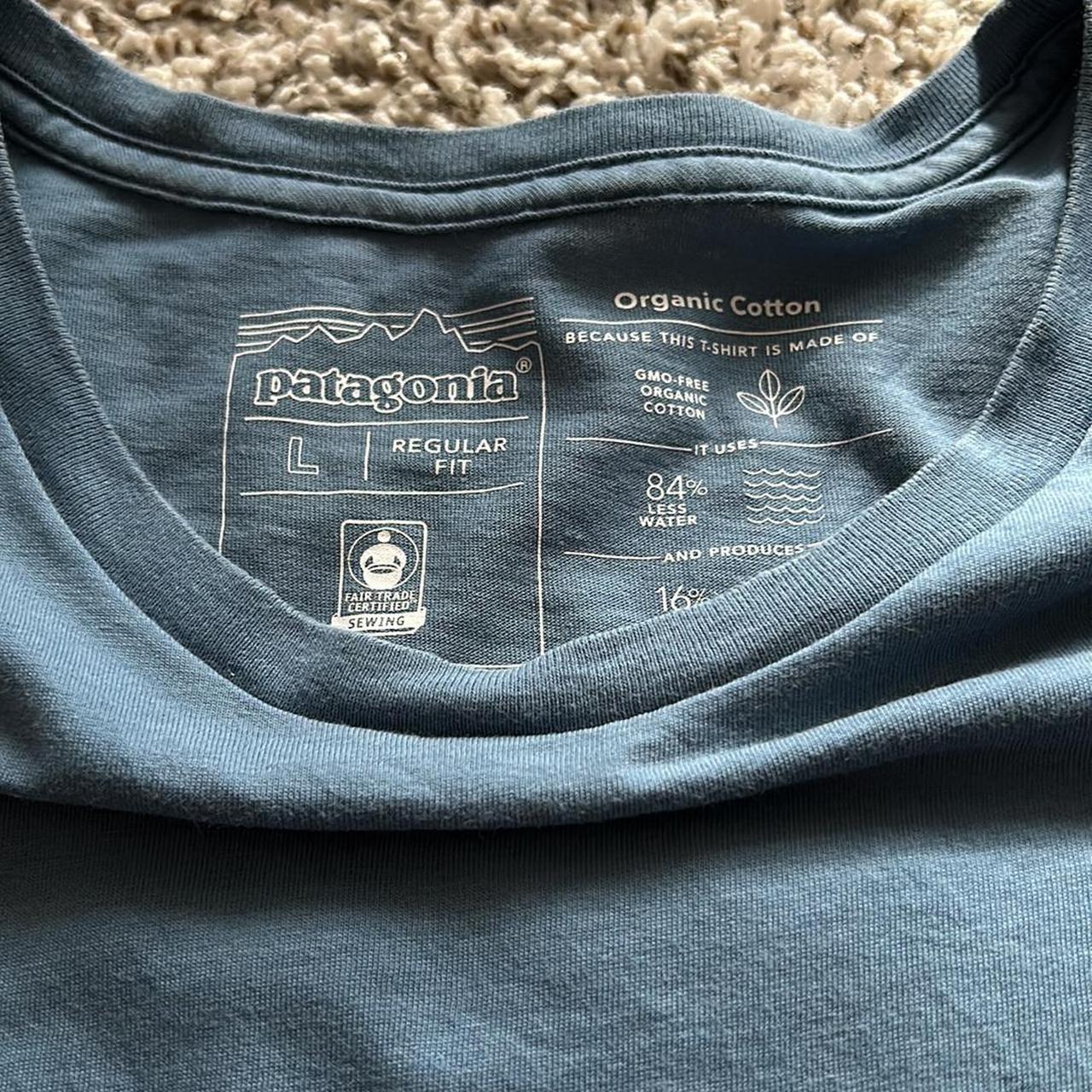 Patagonia tshirt - Depop