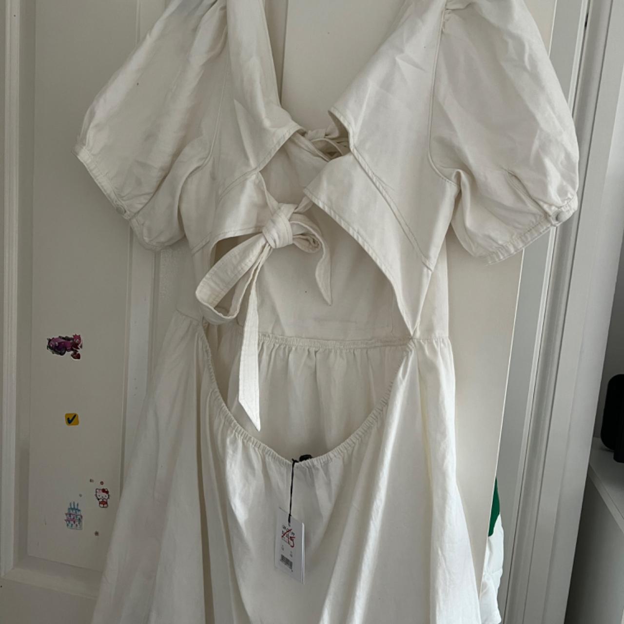 White new look dress size 18 Selling as I haven’t... - Depop