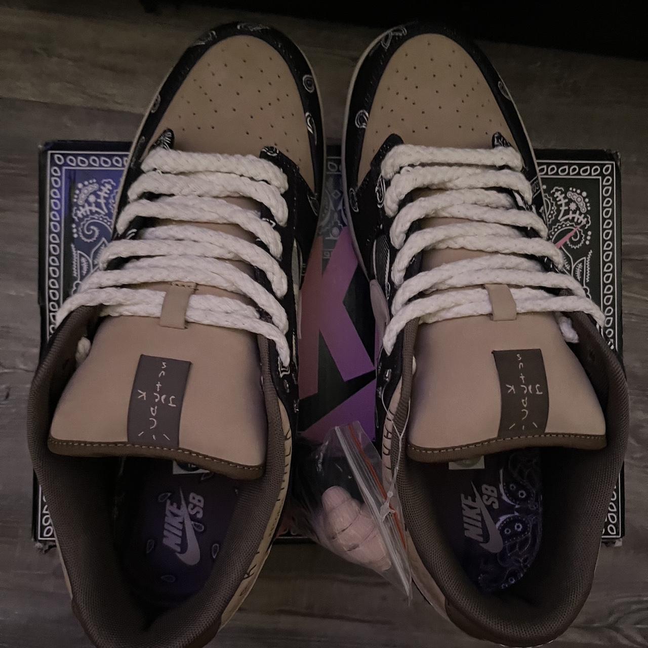 Travis Scott dunks Send offers - Depop